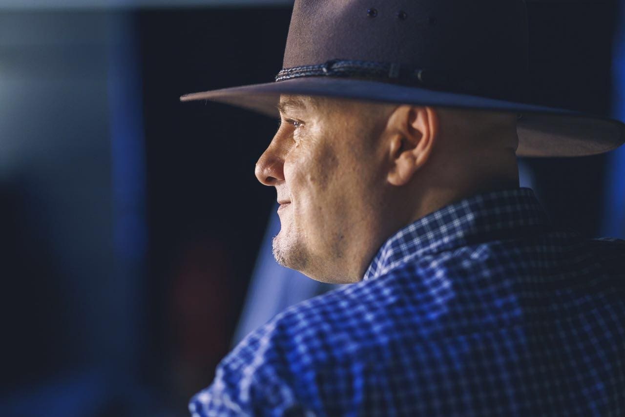 World-first pedigree sheep and cattle tag on-farm next month - Sheep ...