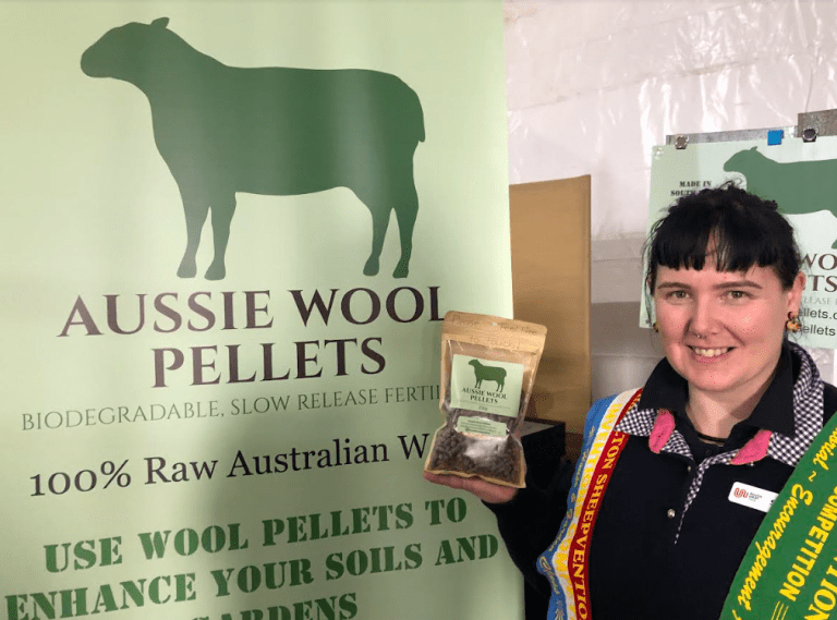 Sherri Symons' small solution to a big crossbred wool problem - Sheep ...