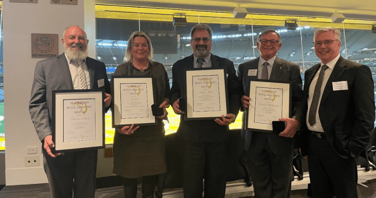 Wool sector leaders honoured at annual industry dinner - Sheep Central