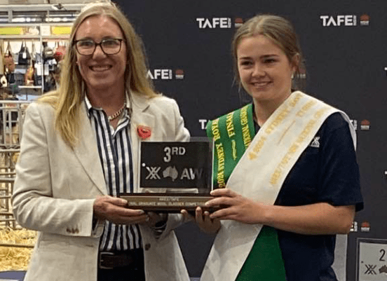 Victorian wool classer outclasses strong national field - Sheep Central