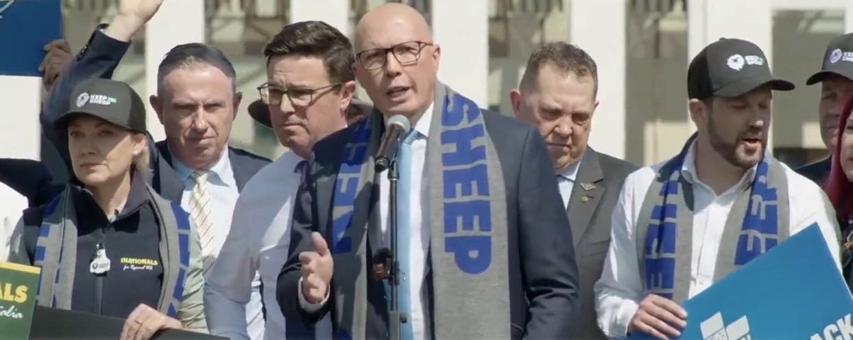 Farmer activists, live exporters, MPs and truckies rally in Canberra ...